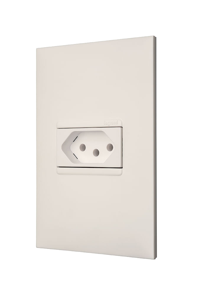 Chatuba | Conjunto 1 Tomada Pial Plus+ 4x2 10A Pial